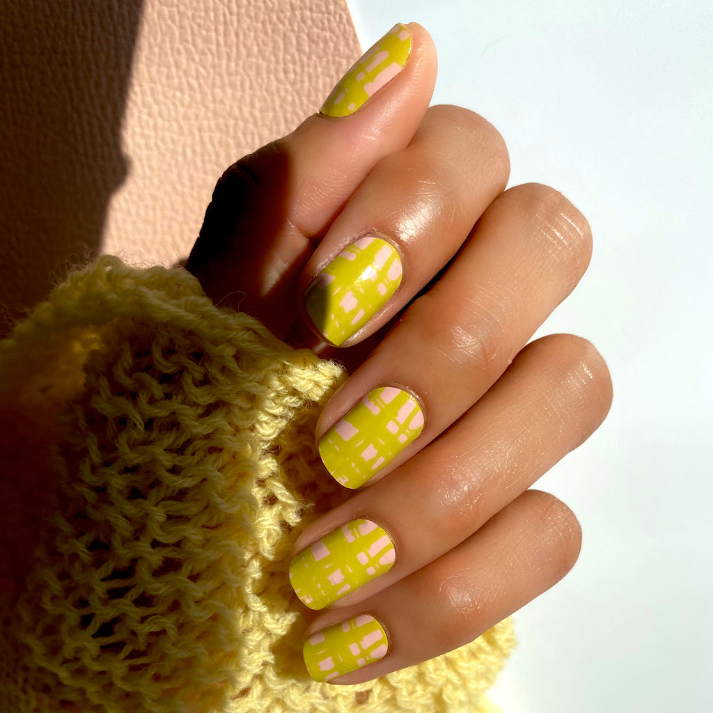 Cosmo CEO Nail Wrap Kit – Paintbucket